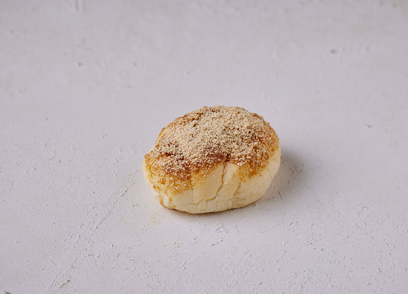 改訂）新商品『白いコッペのきな粉パン - 北海道100』『米粉でもっちり2色パン』発売開始のお知らせ | QINA & Co.